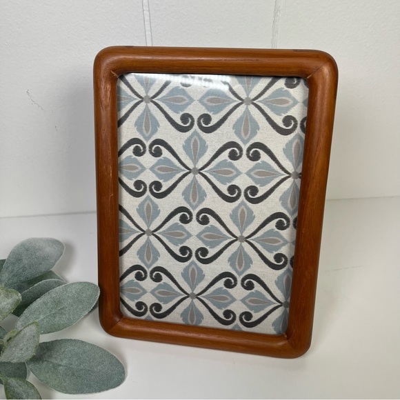 Vintage | Accents | Vintage Mcm Solid Wood Picture Frame 5x7 Rounded ...